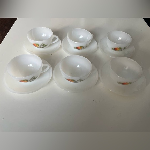Arcopal | Dining | Vintage France Arcopal Tea Cups | Poshmark